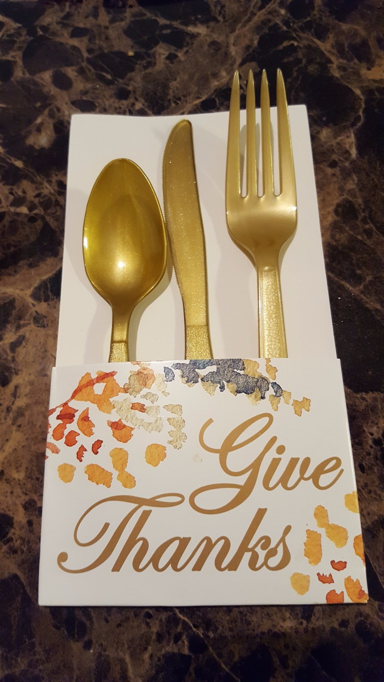 Affordable Harvest Inspired Table Setting For Thanksgiving